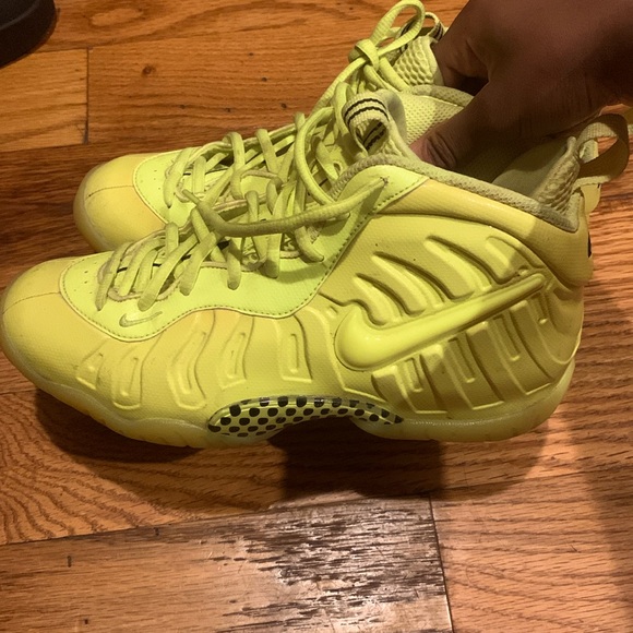 foam posites | Shoes | Rarely Worn Just Sitting Collecting Dust Lol ...